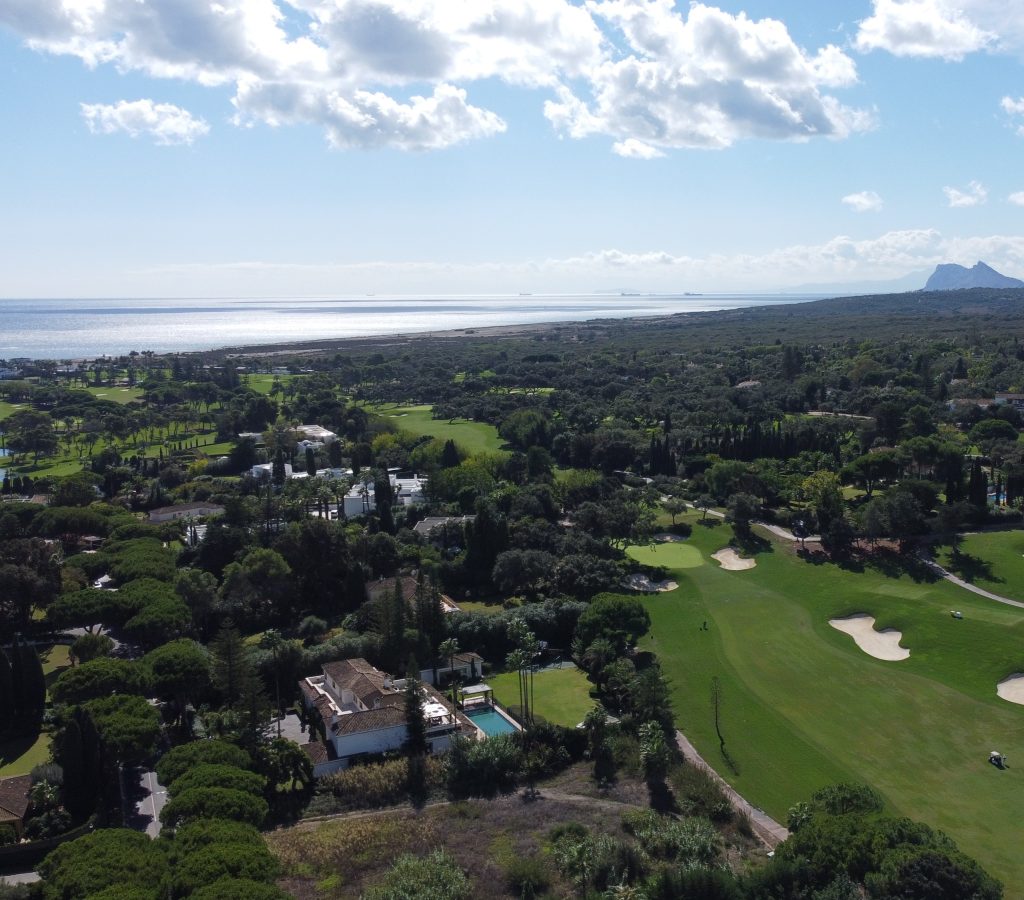 Navigating Sotogrande's Real Estate Zones: From Kings and Queens to La ...